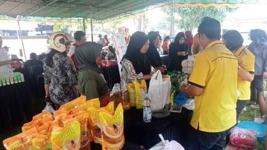 Digelar Sepuluh Kali, Harga Barang di Pasar Rakyat Sesuai HET ...